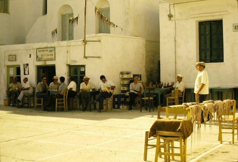 30 σπάνιες και νοσταλγικές φωτογραφίες από την Ελλάδα του χτες | Τι λες ...