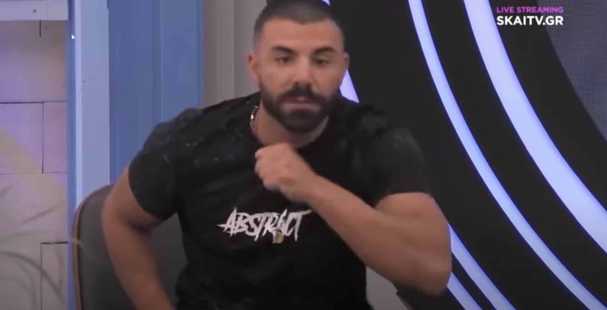 Αλεξανδρίδης: «Κυκλοφορώ πάντα με μαχαίρι άμα μου πει κανένας τίποτα θα ...