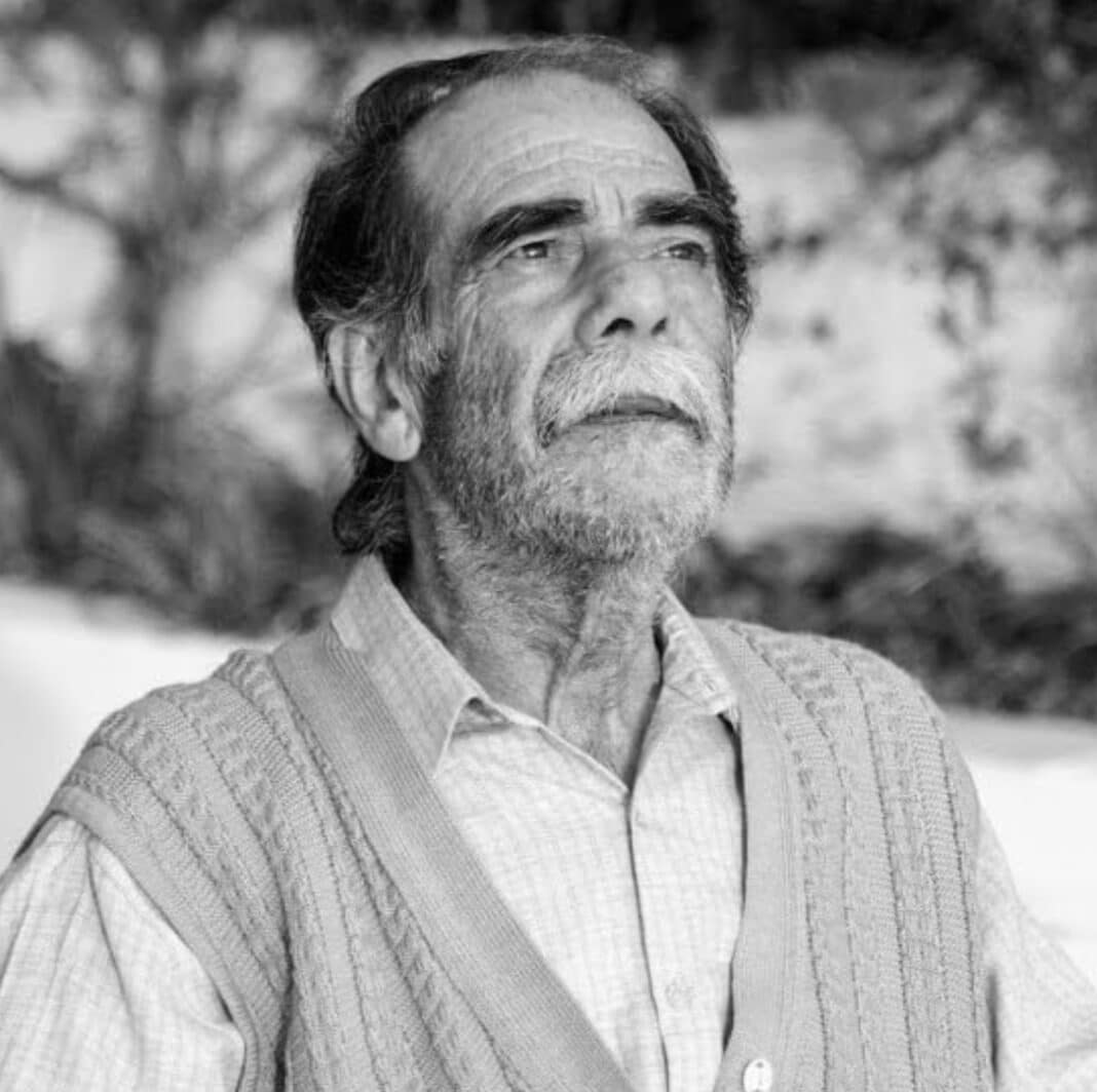 ΘΡΗΝΟΣ ΤΩΡΑ - ΠΕΘΑΝΕ ΑΓΑΠΗΜΕΝΟΣ ΕΛΛΗΝΑΣ ΗΘΟΠΟΙΟΣ