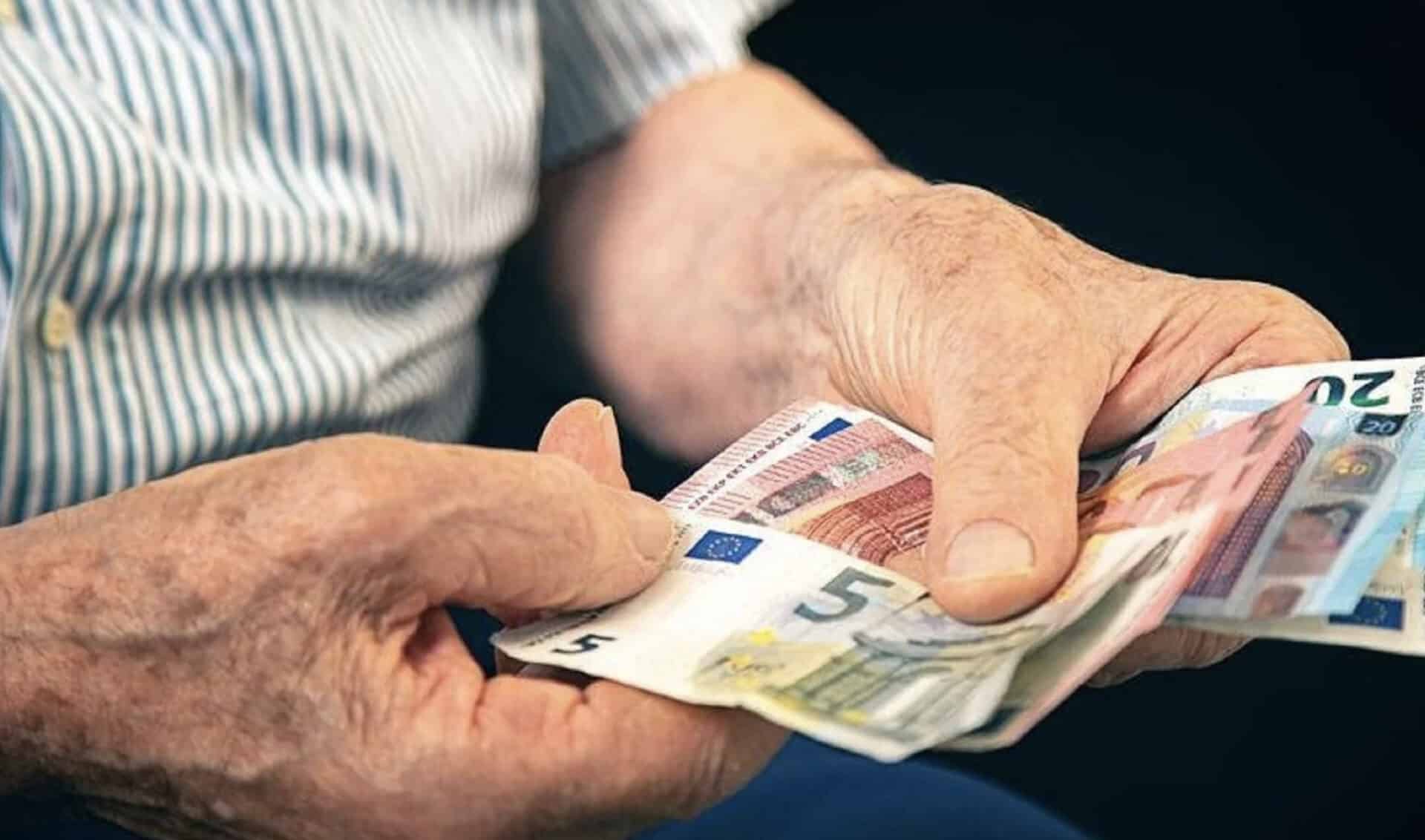 Συντάξεις Δεκεμβρίου: Αυτοί οι συνταξιούχοι θα πληρωθούν «διπλά»