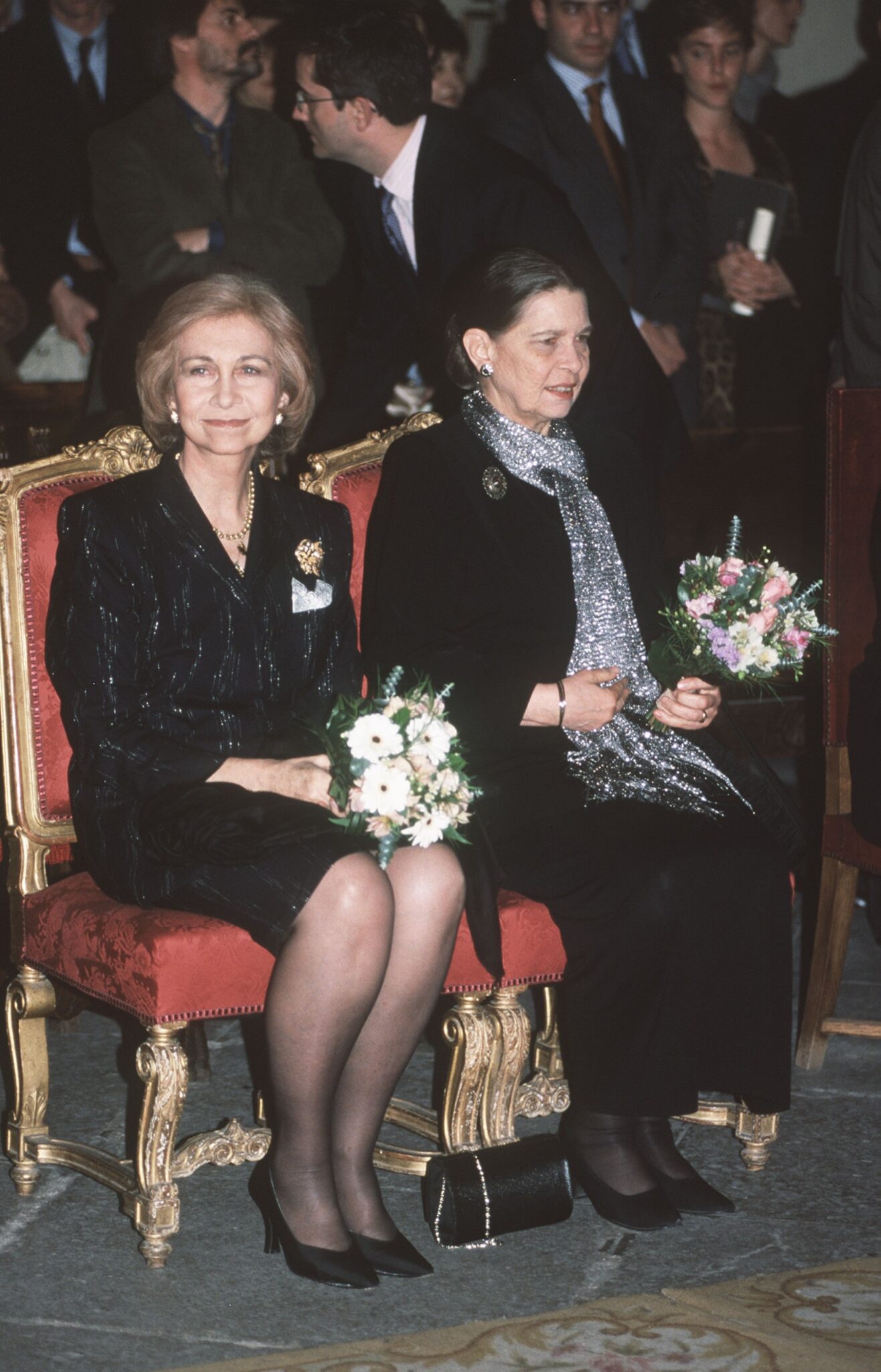 ΘΡΗΝΟΣ ΤΩΡΑ ΣΤΗΝ ΒΑΣΙΛΙΚΗ ΟΙΚΟΓΕΝΕΙΑ ΠΕΘΑΝΕ Η ΠΡΙΓΚΙΠΙΣΣΑ